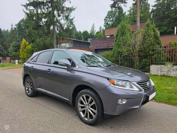 Grey Lexus RX 450h 2013 in Vilnius, with an engine capacity of 3.46 L and mileage of 241 thousand km for 11600 €, photo 5 on AUTOMOTO.COM.LV