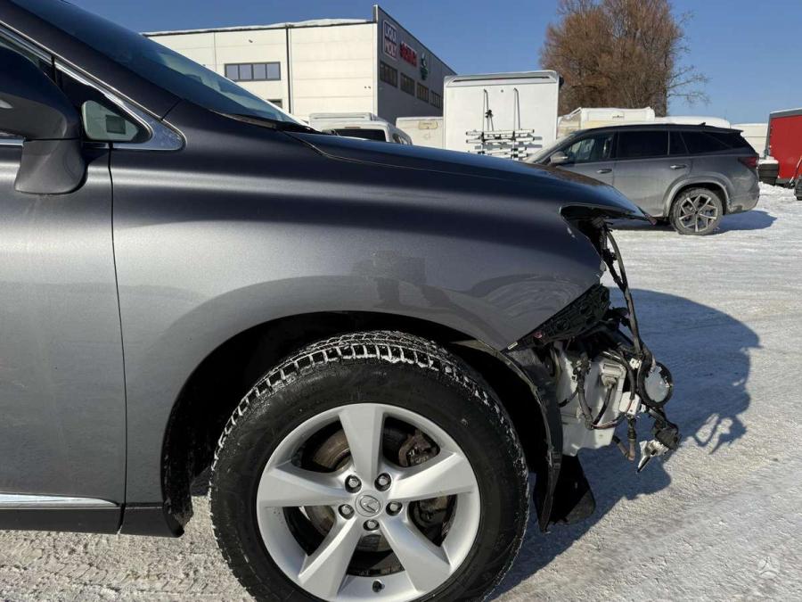 Grey Lexus RX 450h 2014 in Vilnius, with an engine capacity of 3.50 L and mileage of 306 thousand km for 6970 €, photo 10 on AUTOMOTO.COM.LV