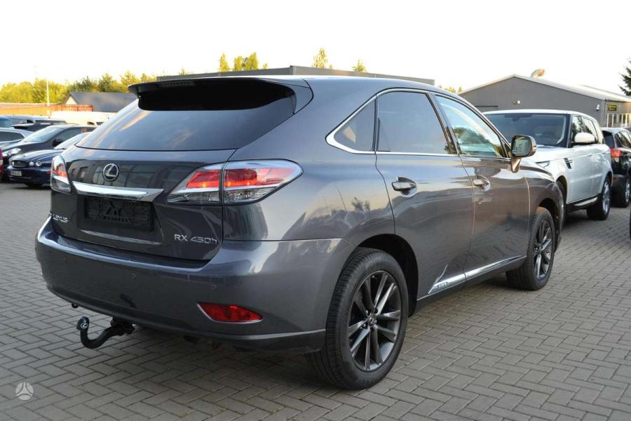 Pelēks Lexus RX 450h 2014 Viļņa, ar dzinēja tilpumu 3.46 L un nobraukumu 295 tūkst. km par 16000 €, foto 11 vietnē AUTOMOTO.COM.LV