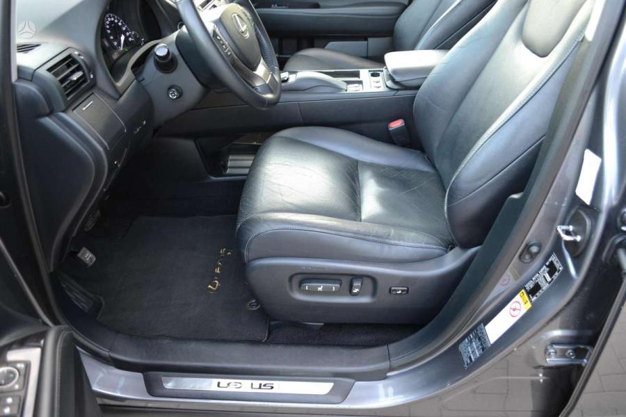 Pelēks Lexus RX 450h 2014 Viļņa, ar dzinēja tilpumu 3.46 L un nobraukumu 295 tūkst. km par 16000 €, foto 21 vietnē AUTOMOTO.COM.LV