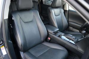 Pelēks Lexus RX 450h 2014 Viļņa, ar dzinēja tilpumu 3.46 L un nobraukumu 295 tūkst. km par 16000 €, foto 35 vietnē AUTOMOTO.COM.LV