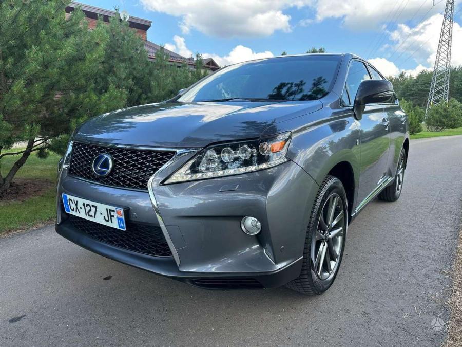 Pelēks Lexus RX 450h 2014 Viļņa, ar dzinēja tilpumu 3.46 L un nobraukumu 229 tūkst. km par 17950 €, foto 4 vietnē AUTOMOTO.COM.LV