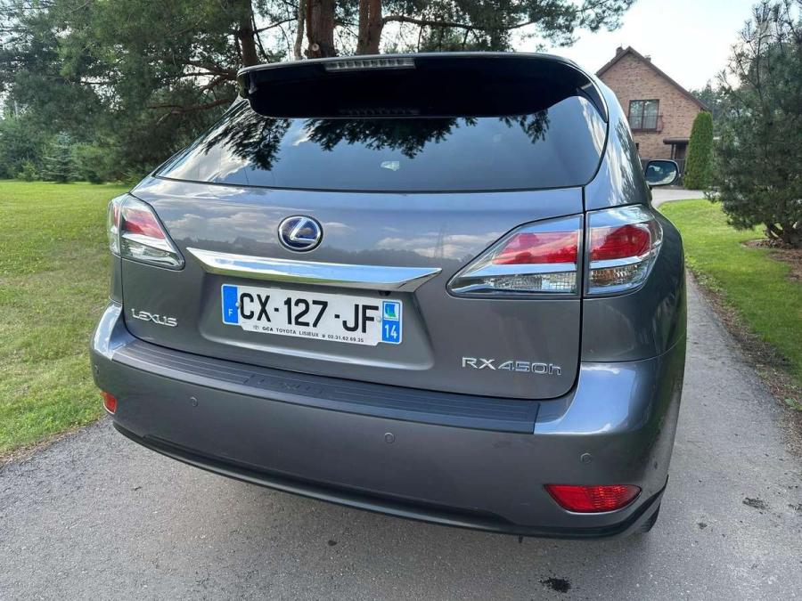 Pelēks Lexus RX 450h 2014 Viļņa, ar dzinēja tilpumu 3.46 L un nobraukumu 229 tūkst. km par 17950 €, foto 9 vietnē AUTOMOTO.COM.LV