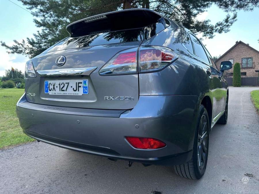 Pelēks Lexus RX 450h 2014 Viļņa, ar dzinēja tilpumu 3.46 L un nobraukumu 229 tūkst. km par 17950 €, foto 10 vietnē AUTOMOTO.COM.LV