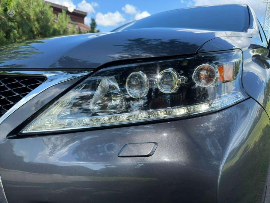 Pelēks Lexus RX 450h 2014 Viļņa, ar dzinēja tilpumu 3.46 L un nobraukumu 229 tūkst. km par 17950 €, foto 17 vietnē AUTOMOTO.COM.LV