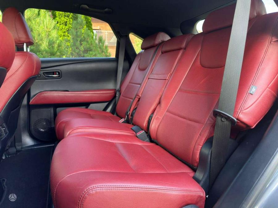 Pelēks Lexus RX 450h 2014 Viļņa, ar dzinēja tilpumu 3.46 L un nobraukumu 229 tūkst. km par 17950 €, foto 31 vietnē AUTOMOTO.COM.LV