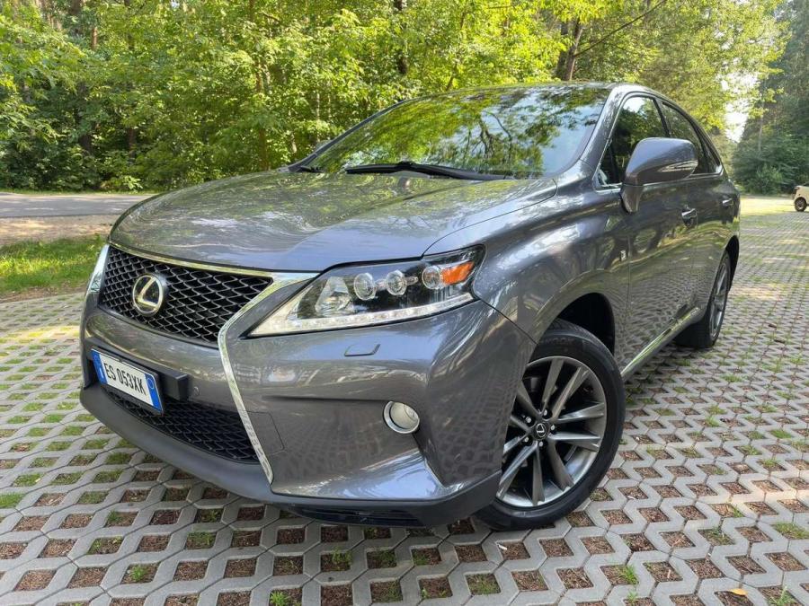Серый Лексус RX 450h 2014 в Вильнюс, объемом двигателя 3.46 л и пробегом 263 тыс. км за 17900 €, фото 3 на AUTOMOTO.COM.LV
