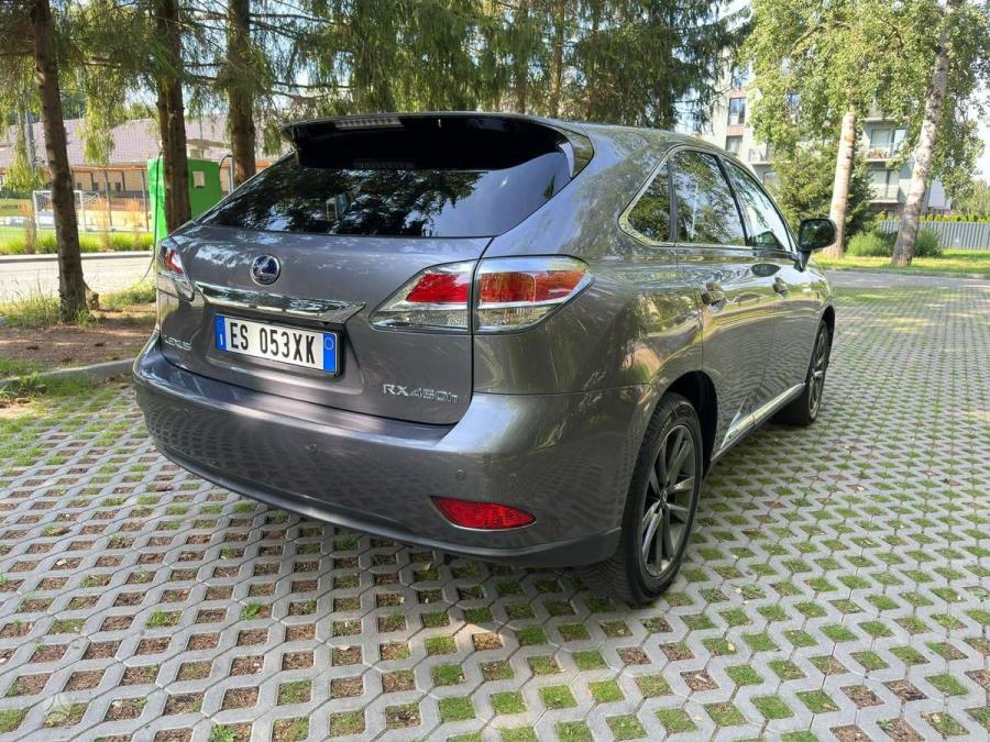 Серый Лексус RX 450h 2014 в Вильнюс, объемом двигателя 3.46 л и пробегом 263 тыс. км за 17900 €, фото 11 на AUTOMOTO.COM.LV
