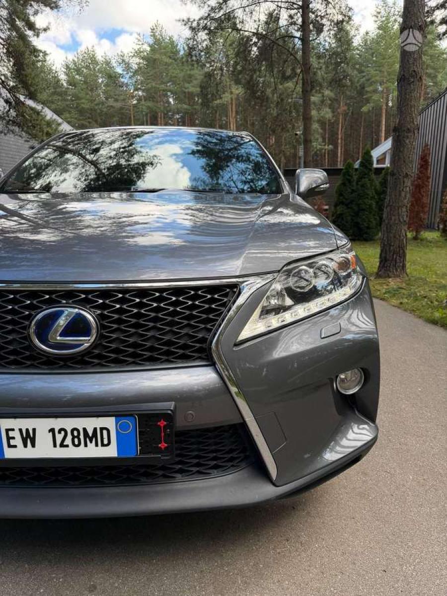Grey Lexus RX 450h 2014 in Vilnius, with an engine capacity of 3.46 L and mileage of 270 thousand km for 17500 €, photo 16 on AUTOMOTO.COM.LV