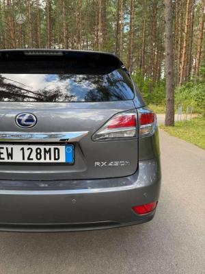 Grey Lexus RX 450h 2014 in Vilnius, with an engine capacity of 3.46 L and mileage of 270 thousand km for 17500 €, photo 17 on AUTOMOTO.COM.LV