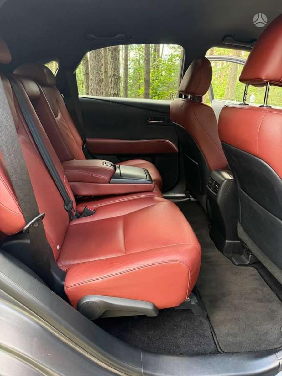 Grey Lexus RX 450h 2014 in Vilnius, with an engine capacity of 3.46 L and mileage of 270 thousand km for 17500 €, photo 27 on AUTOMOTO.COM.LV