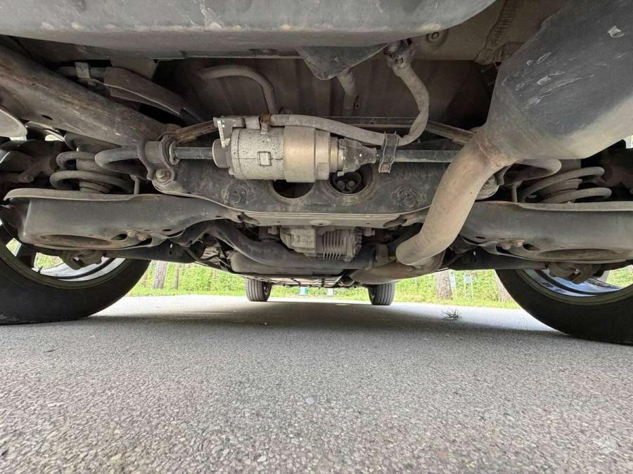 Grey Lexus RX 450h 2014 in Vilnius, with an engine capacity of 3.46 L and mileage of 270 thousand km for 17500 €, photo 34 on AUTOMOTO.COM.LV