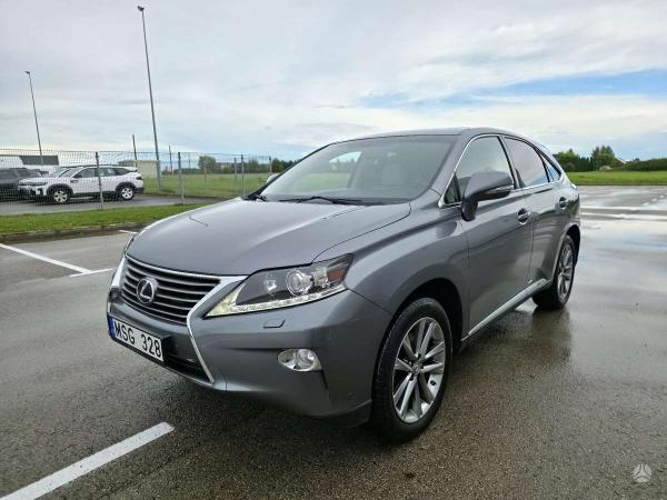 Grey Lexus RX 450h 2015 in Panevezys, with an engine capacity of 3.46 L and mileage of 284 thousand km for 14900 €, photo 8 on AUTOMOTO.COM.LV
