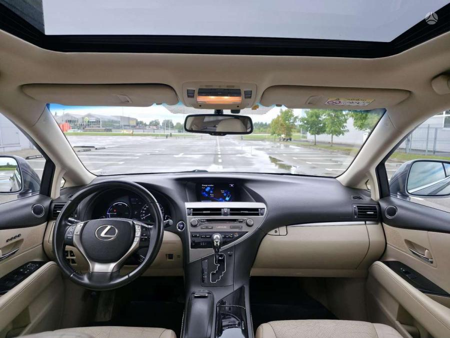 Grey Lexus RX 450h 2015 in Panevezys, with an engine capacity of 3.46 L and mileage of 284 thousand km for 14900 €, photo 16 on AUTOMOTO.COM.LV
