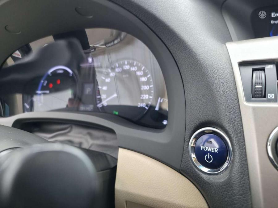 Grey Lexus RX 450h 2015 in Panevezys, with an engine capacity of 3.46 L and mileage of 284 thousand km for 14900 €, photo 18 on AUTOMOTO.COM.LV