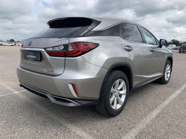 Grey Lexus RX 450h 2016 in Vilnius, with an engine capacity of 3.46 L and mileage of 150 thousand km for 28500 €, photo 6 on AUTOMOTO.COM.LV