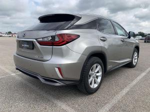 Pelēks Lexus RX 450h 2016 Viļņa, ar dzinēja tilpumu 3.46 L un nobraukumu 150 tūkst. km par 28500 €, foto 7 vietnē AUTOMOTO.COM.LV