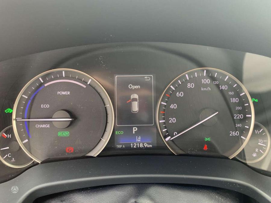Pelēks Lexus RX 450h 2016 Viļņa, ar dzinēja tilpumu 3.46 L un nobraukumu 150 tūkst. km par 28500 €, foto 20 vietnē AUTOMOTO.COM.LV