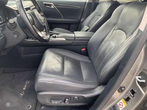 Pelēks Lexus RX 450h 2016 Viļņa, ar dzinēja tilpumu 3.46 L un nobraukumu 150 tūkst. km par 28500 €, foto 26 vietnē AUTOMOTO.COM.LV