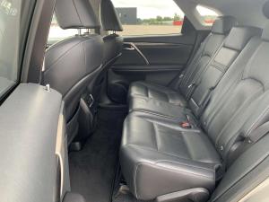 Pelēks Lexus RX 450h 2016 Viļņa, ar dzinēja tilpumu 3.46 L un nobraukumu 150 tūkst. km par 28500 €, foto 28 vietnē AUTOMOTO.COM.LV