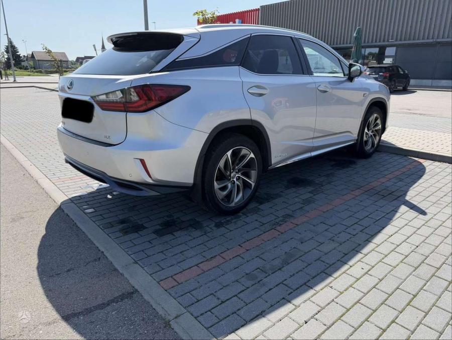 Pelēks Lexus RX 450h 2016 Klaipėda, ar dzinēja tilpumu 3.46 L un nobraukumu 274 tūkst. km par 28500 €, foto 4 vietnē AUTOMOTO.COM.LV