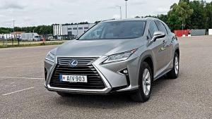 Grey Lexus RX 450h 2016 in Vilnius, with an engine capacity of 3.46 L and mileage of 151 thousand km for 28500 €, photo 3 on AUTOMOTO.COM.LV