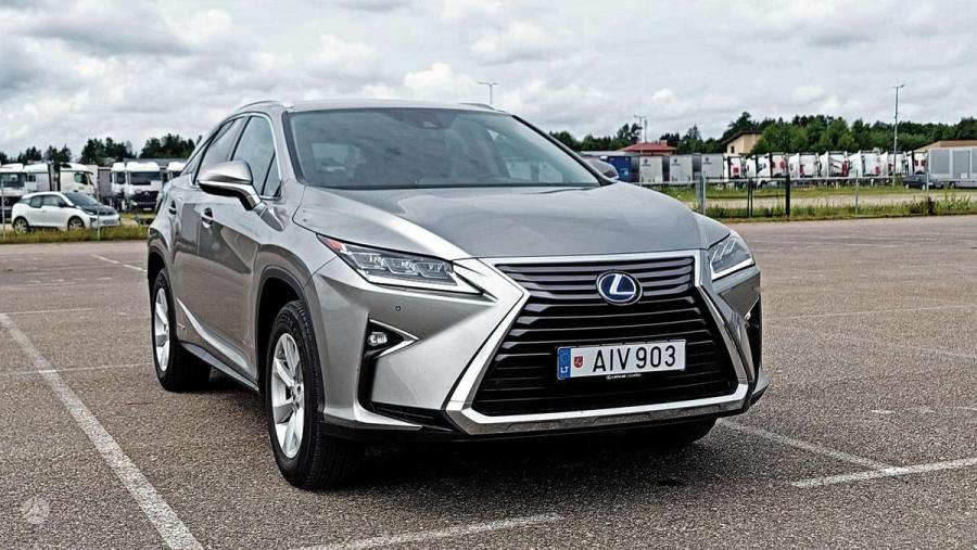 Grey Lexus RX 450h 2016 in Vilnius, with an engine capacity of 3.46 L and mileage of 151 thousand km for 28500 €, photo 5 on AUTOMOTO.COM.LV