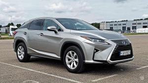 Grey Lexus RX 450h 2016 in Vilnius, with an engine capacity of 3.46 L and mileage of 151 thousand km for 28500 €, photo 6 on AUTOMOTO.COM.LV