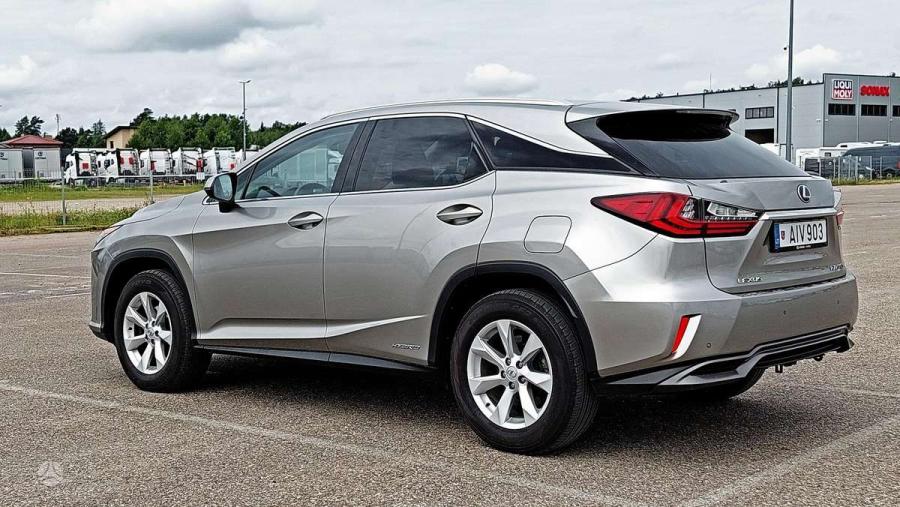Grey Lexus RX 450h 2016 in Vilnius, with an engine capacity of 3.46 L and mileage of 151 thousand km for 28500 €, photo 12 on AUTOMOTO.COM.LV