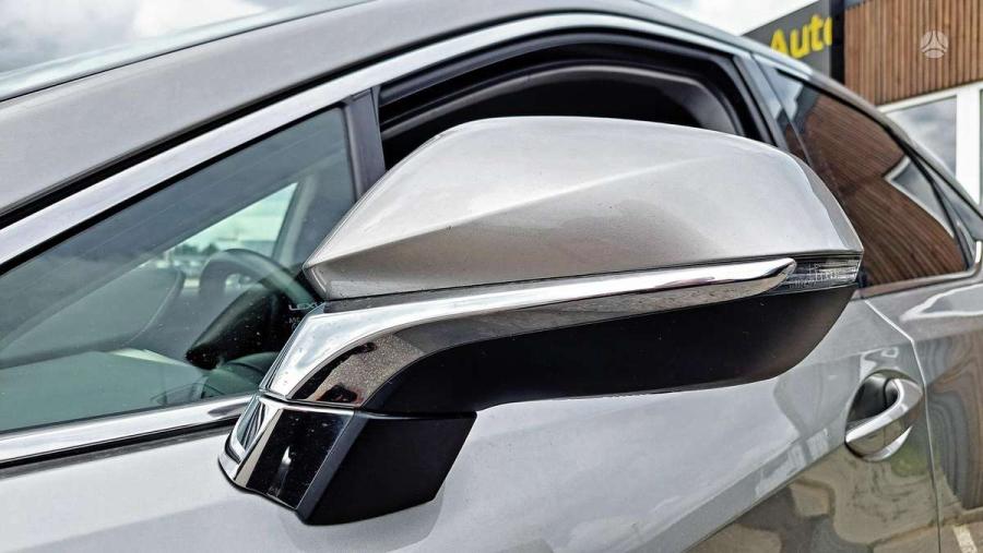 Grey Lexus RX 450h 2016 in Vilnius, with an engine capacity of 3.46 L and mileage of 151 thousand km for 28500 €, photo 44 on AUTOMOTO.COM.LV