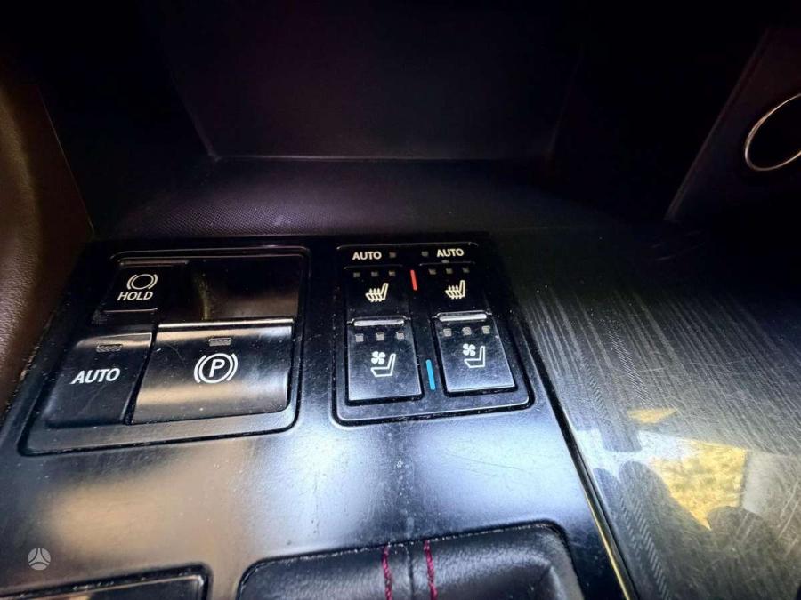 Pelēks Lexus RX 450h 2016 Šauļi, ar dzinēja tilpumu 3.46 L un nobraukumu 250 tūkst. km par 21150 €, foto 29 vietnē AUTOMOTO.COM.LV