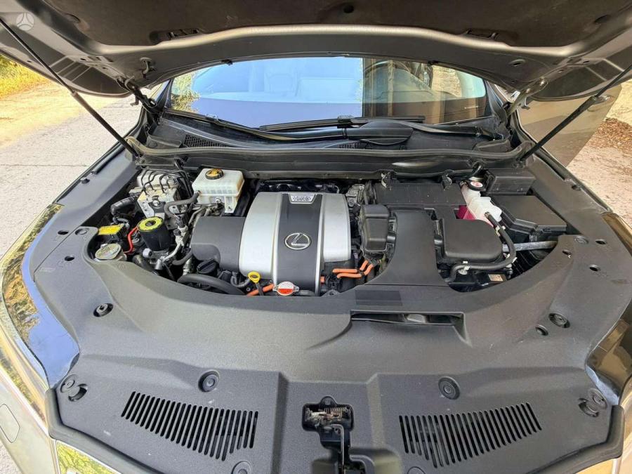 Grey Lexus RX 450h 2016 in Siauliai, with an engine capacity of 3.46 L and mileage of 250 thousand km for 20950 €, photo 30 on AUTOMOTO.COM.LV