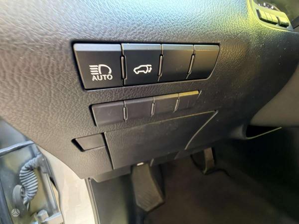 Lexus RX 450h 2016 Šauļi vietnē Pelēks Lexus RX 450h 2016 Šauļi, ar dzinēja tilpumu 3.46 L un nobraukumu 250 tūkst. km par 20950 €, foto 9 vietnē AUTOMOTO.COM.LV