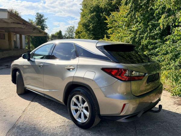 Lexus RX 450h 2016 Šauļi vietnē Pelēks Lexus RX 450h 2016 Šauļi, ar dzinēja tilpumu 3.46 L un nobraukumu 250 tūkst. km par 20950 €, foto 10 vietnē AUTOMOTO.COM.LV