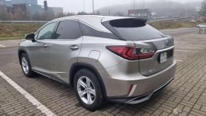Grey Lexus RX 450h 2017 in Marijampole, with an engine capacity of 3.46 L and mileage of 165 thousand km for 28200 €, photo 5 on AUTOMOTO.COM.LV
