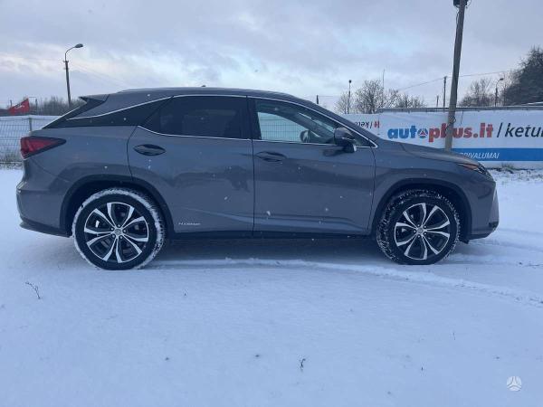 Pelēks Lexus RX 450h 2017 Šauļi, ar dzinēja tilpumu 3.46 L un nobraukumu 232 tūkst. km par 25000 €, foto 6 vietnē AUTOMOTO.COM.LV