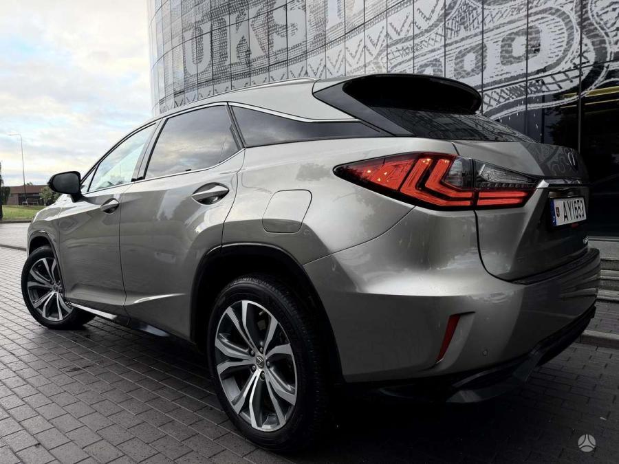 Pelēks Lexus RX 450h 2017 Kauņa, ar dzinēja tilpumu 3.46 L un nobraukumu 85 tūkst. km par 29500 €, foto 4 vietnē AUTOMOTO.COM.LV