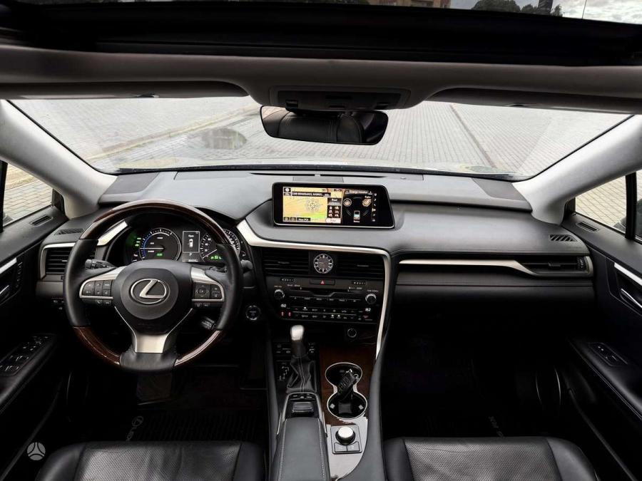 Pelēks Lexus RX 450h 2017 Kauņa, ar dzinēja tilpumu 3.46 L un nobraukumu 85 tūkst. km par 29500 €, foto 6 vietnē AUTOMOTO.COM.LV