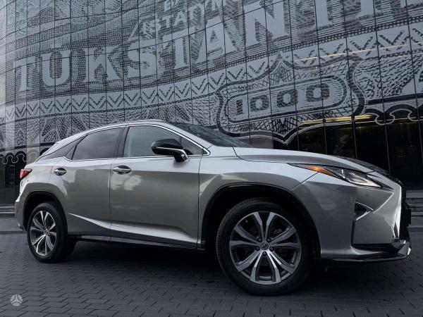 Grey Lexus RX 450h 2017 in Kaunas, with an engine capacity of 3.46 L and mileage of 85 thousand km for 28800 €, photo 3 on AUTOMOTO.COM.LV