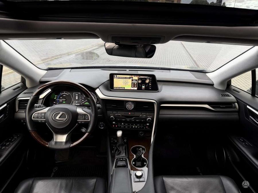 Pelēks Lexus RX 450h 2017 Kauņa, ar dzinēja tilpumu 3.46 L un nobraukumu 85 tūkst. km par 28800 €, foto 6 vietnē AUTOMOTO.COM.LV