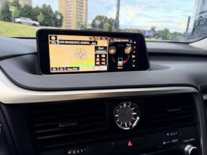 Серый Лексус RX 450h 2017 в Каунас, объемом двигателя 3.46 л и пробегом 85 тыс. км за 30000 €, фото 8 на AUTOMOTO.COM.LV