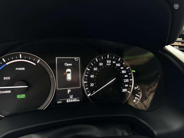 Grey Lexus RX 450h 2017 in Kaunas, with an engine capacity of 3.46 L and mileage of 85 thousand km for 28800 €, photo 8 on AUTOMOTO.COM.LV