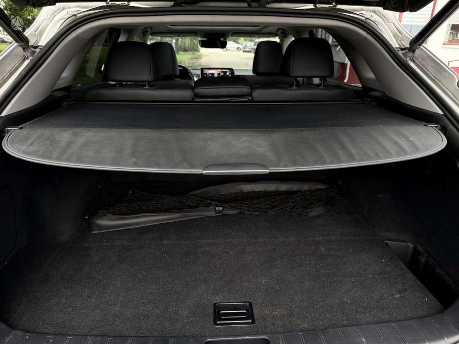 Pelēks Lexus RX 450h 2017 Kauņa, ar dzinēja tilpumu 3.46 L un nobraukumu 85 tūkst. km par 28800 €, foto 25 vietnē AUTOMOTO.COM.LV