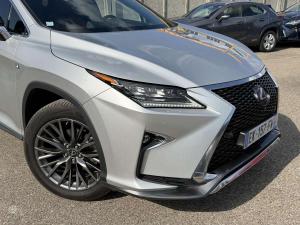 Серый Лексус RX 450h 2017 в Вильнюс, объемом двигателя 3.46 л и пробегом 206 тыс. км за 29500 €, фото 9 на AUTOMOTO.COM.LV