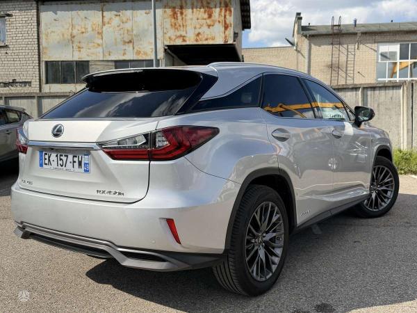 Grey Lexus RX 450h 2017 in Vilnius, with an engine capacity of 3.46 L and mileage of 206 thousand km for 29500 €, photo 10 on AUTOMOTO.COM.LV