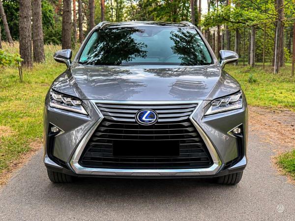 Серый Лексус RX 450h 2018 в Вильнюс, объемом двигателя 3.46 л и пробегом 220 тыс. км за 27700 €, фото 4 на AUTOMOTO.COM.LV