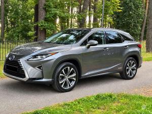 Grey Lexus RX 450h 2018 in Vilnius, with an engine capacity of 3.46 L and mileage of 220 thousand km for 27700 €, photo 6 on AUTOMOTO.COM.LV