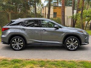 Grey Lexus RX 450h 2018 in Vilnius, with an engine capacity of 3.46 L and mileage of 220 thousand km for 27700 €, photo 14 on AUTOMOTO.COM.LV