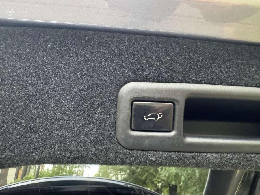 Grey Lexus RX 450h 2018 in Vilnius, with an engine capacity of 3.46 L and mileage of 220 thousand km for 27700 €, photo 36 on AUTOMOTO.COM.LV
