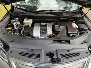 Grey Lexus RX 450h 2018 in Vilnius, with an engine capacity of 3.46 L and mileage of 220 thousand km for 27700 €, photo 41 on AUTOMOTO.COM.LV